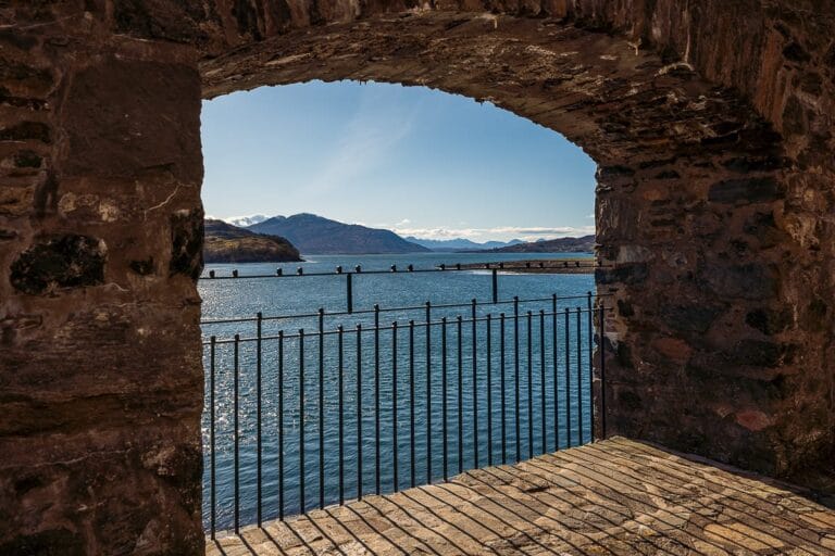 9 Best Castles in Scotland - A Guide to the Scottish Castles